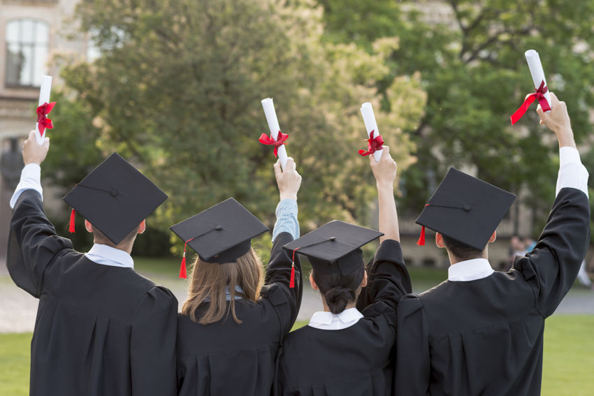 Acto de graduación Preescolar, Primaria, Secundaria y Universitaria